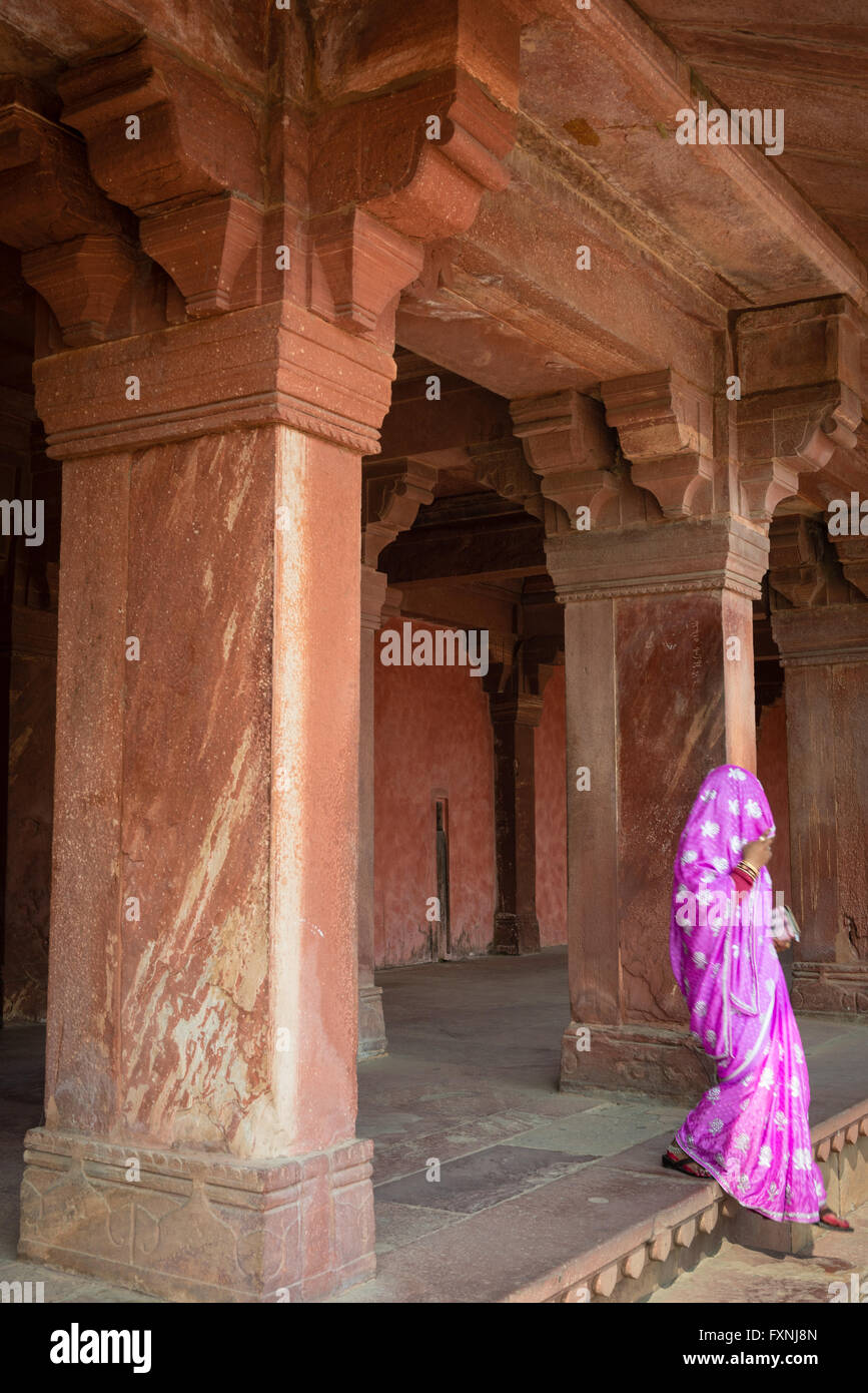 Moghul architecture hi-res stock photography and images - Alamy