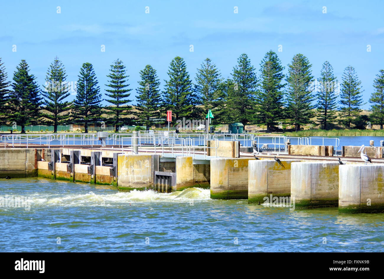 River Barrage High Resolution Stock Photography and Images - Alamy