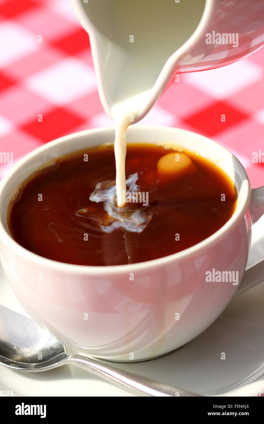 Gingham filter hi-res stock photography and images - Alamy