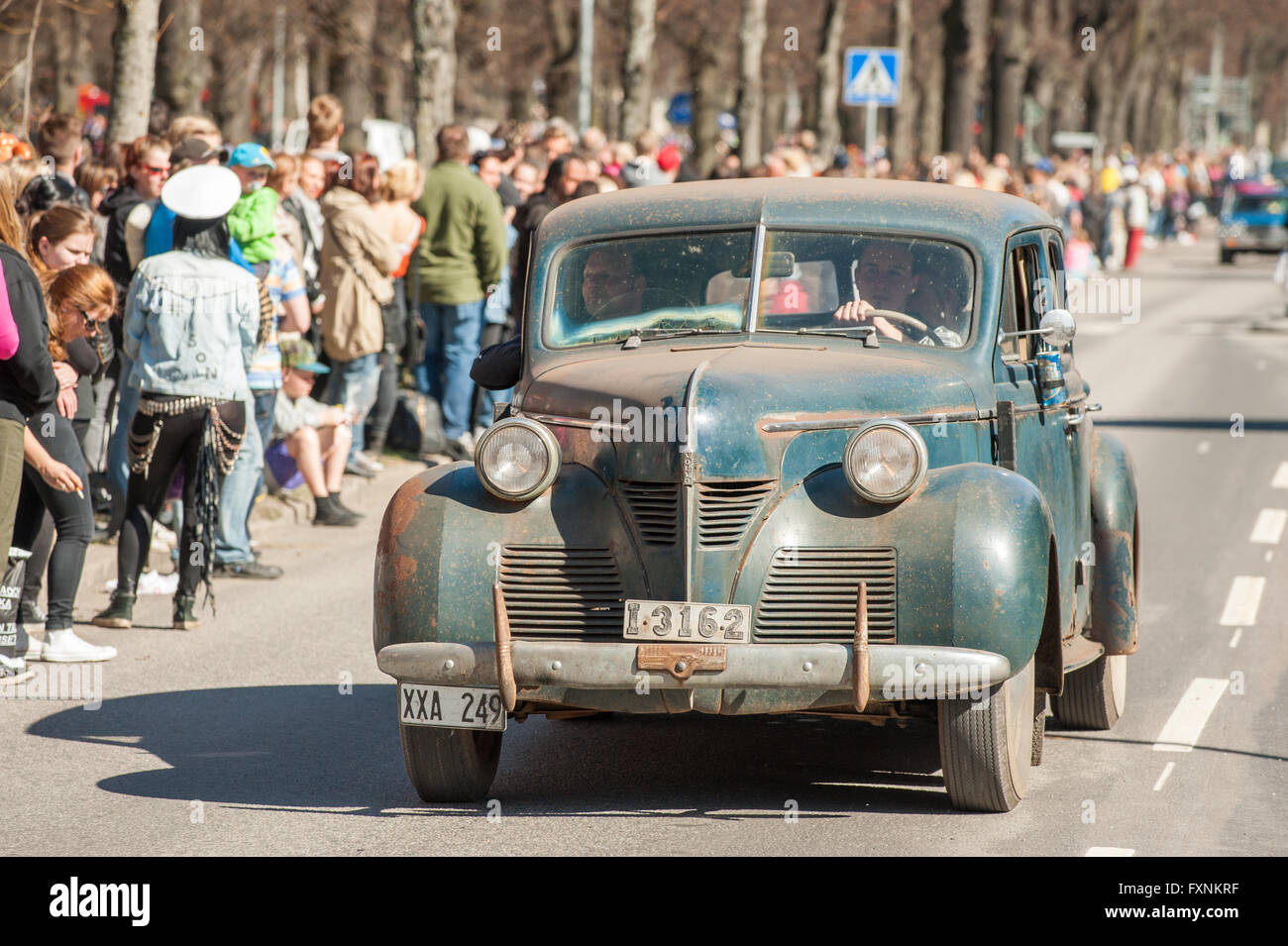 Car parade hi-res stock photography and images - Alamy