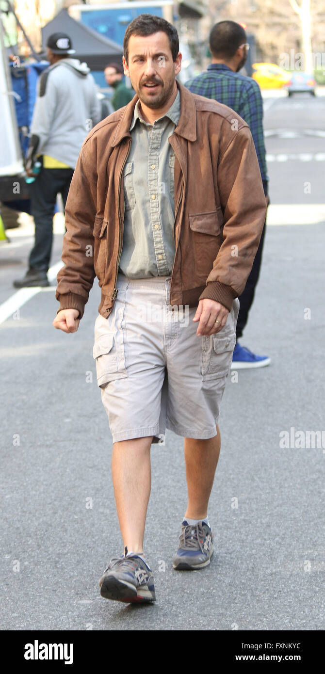 Adam Sandler, Dustin Hoffman and Emma Thompson on the set of 'Yen Din ...