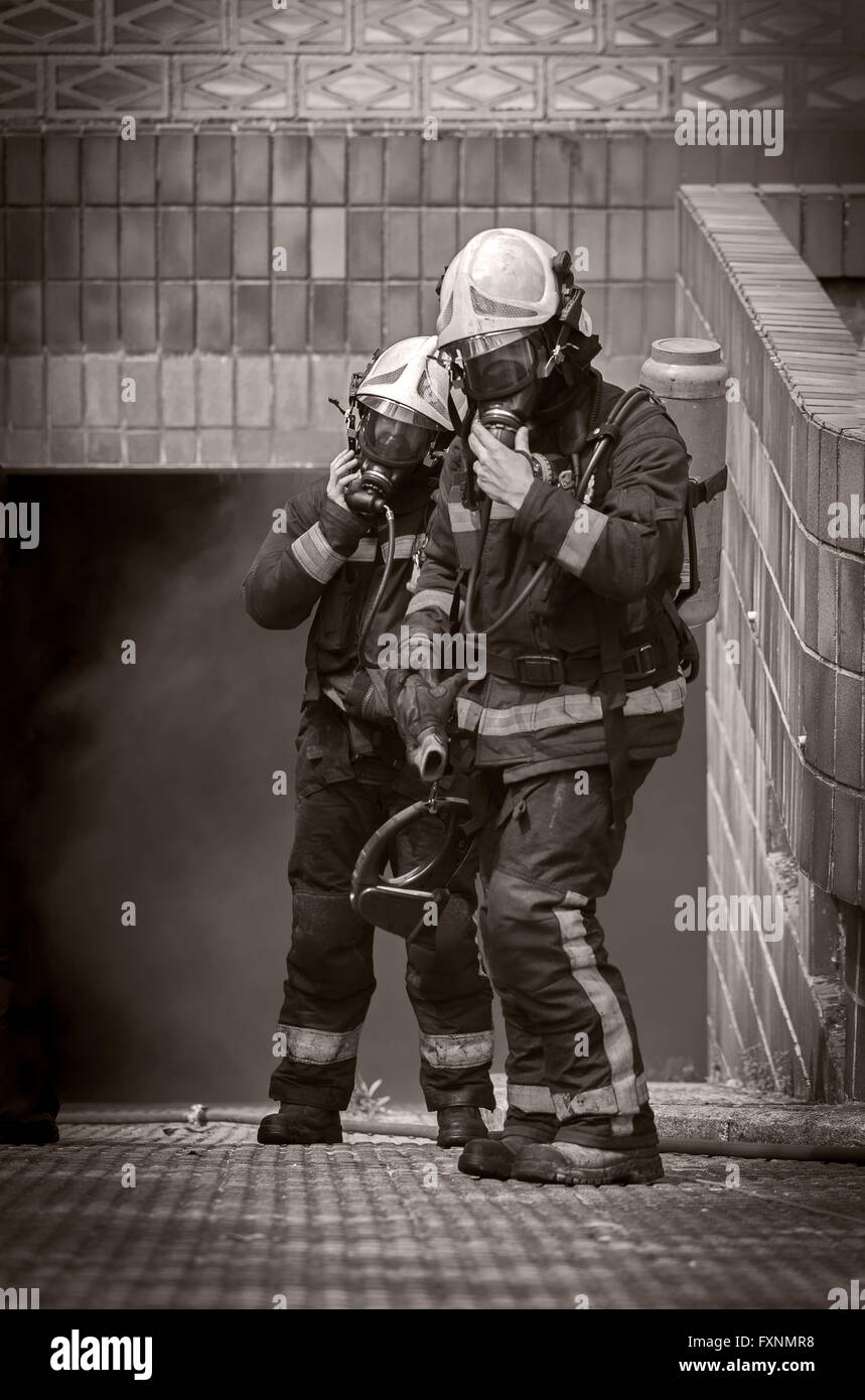 Going to the fire hi-res stock photography and images - Alamy