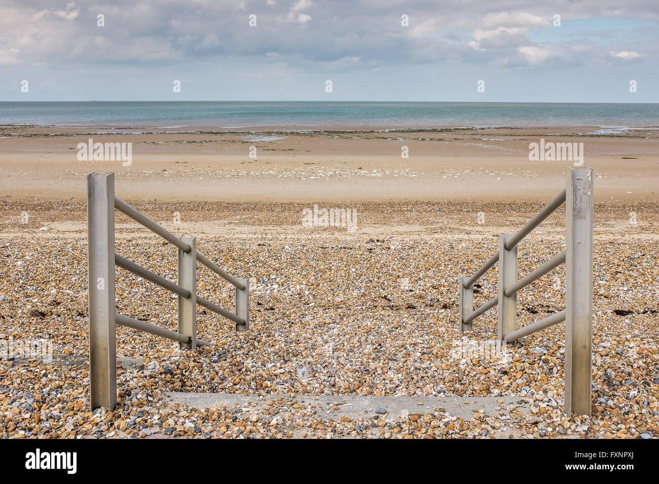 Steps to the Beach, Minnis Bay, Birchington, Thanet, Kent, UK Stock ...