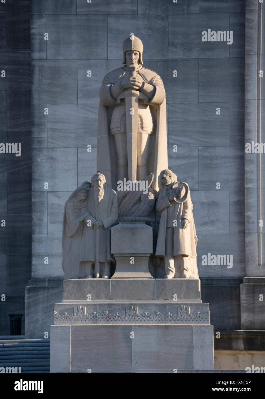Statue outside the Louisiana State Capitol, Baton Rouge, Louisiana, USA ...