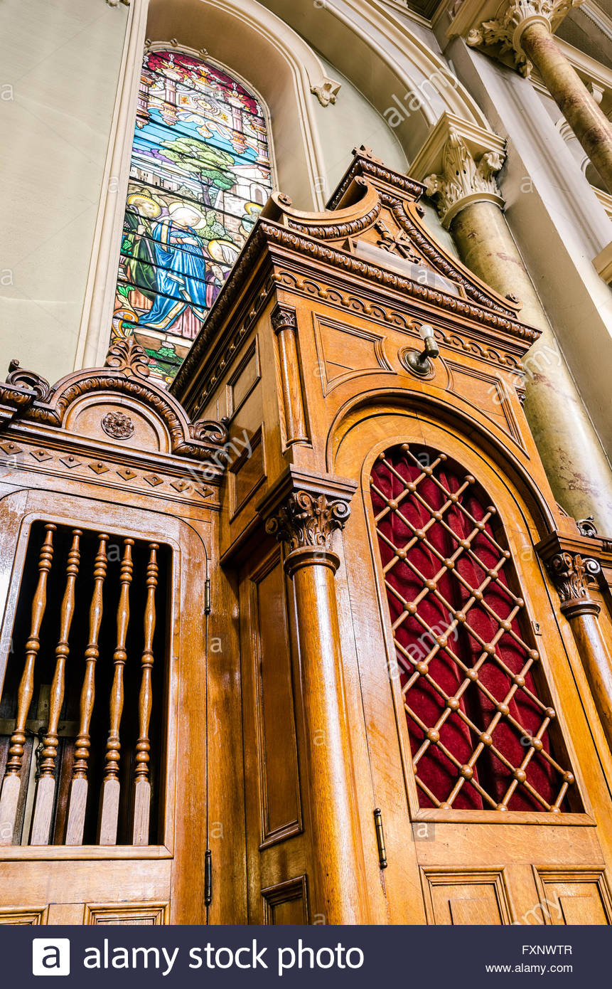 Confessional Booth Stock Photos & Confessional Booth Stock Images - Alamy