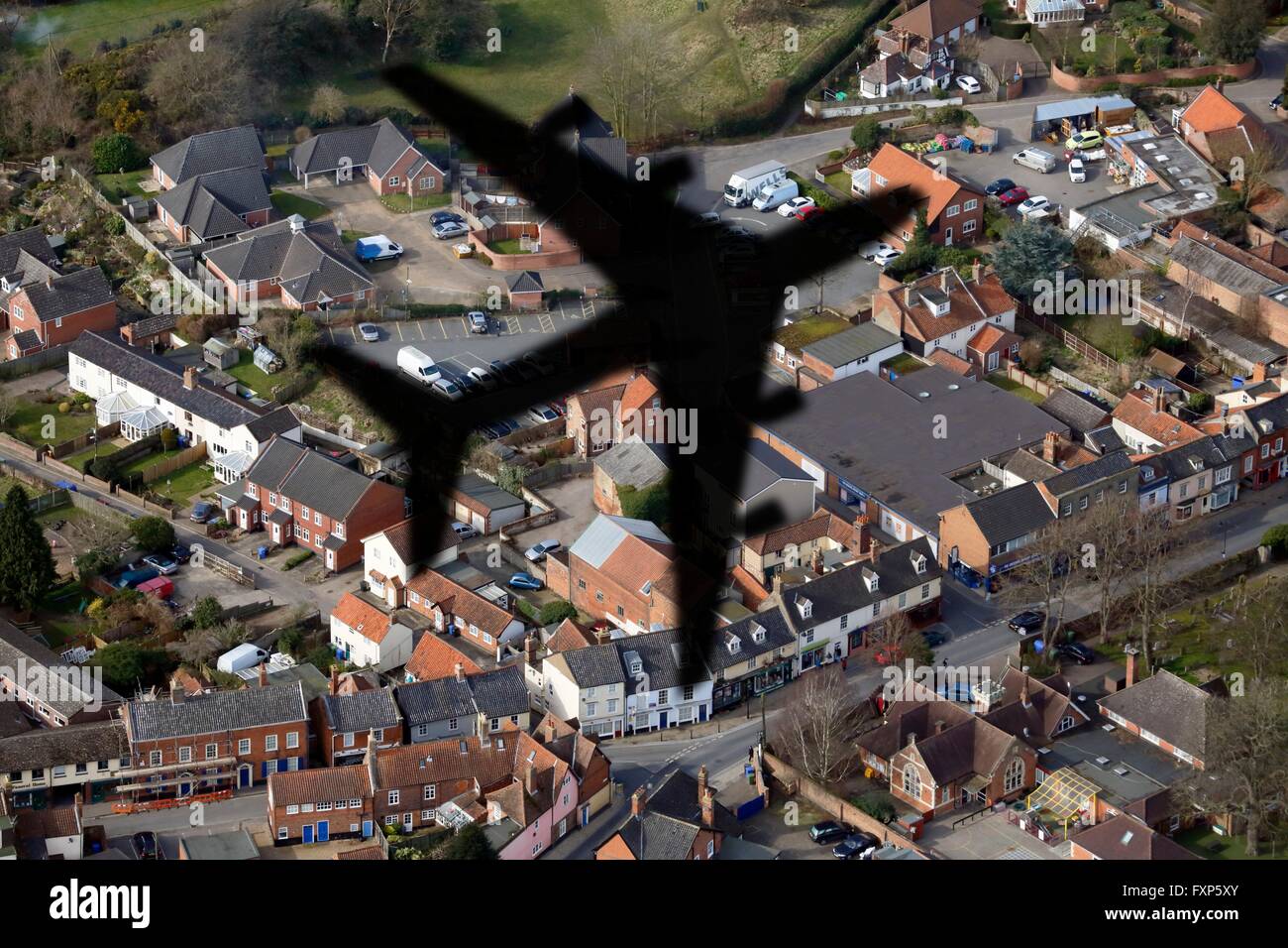 Aeroplane shadow hi-res stock photography and images - Alamy