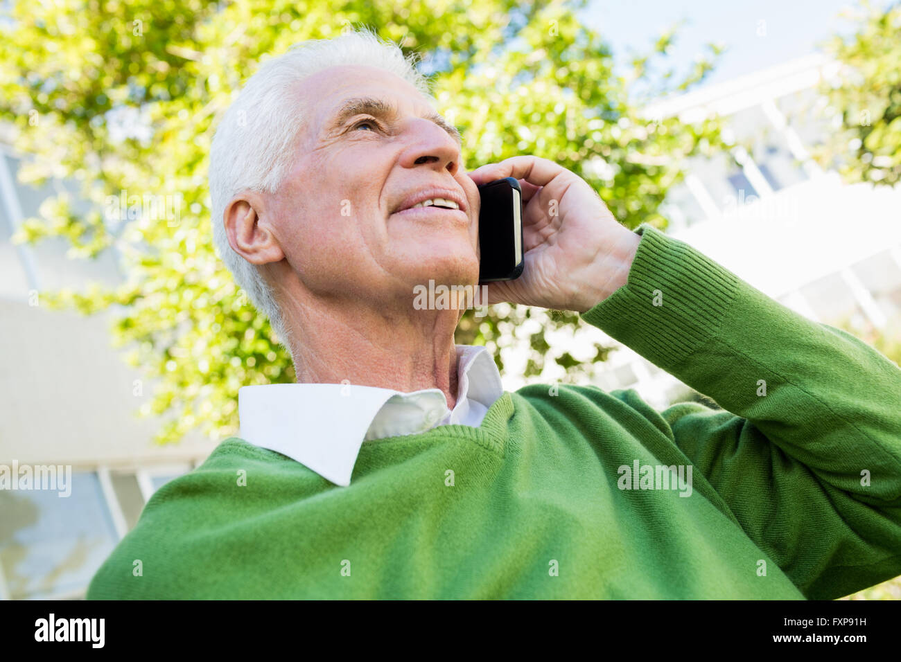 Phoning someone hi-res stock photography and images - Alamy