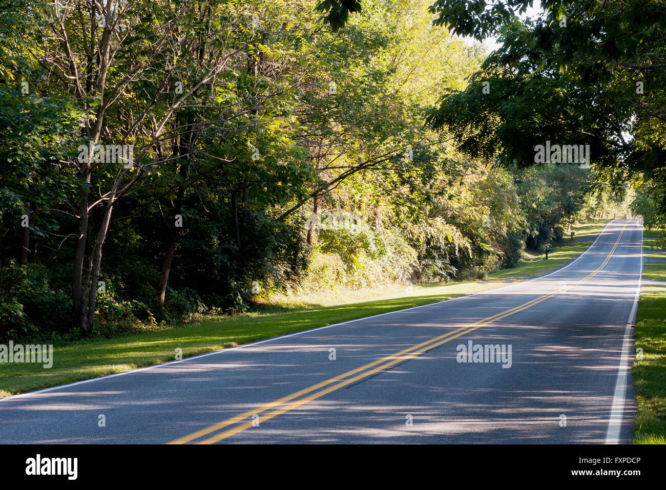 Road without markings hi-res stock photography and images - Alamy