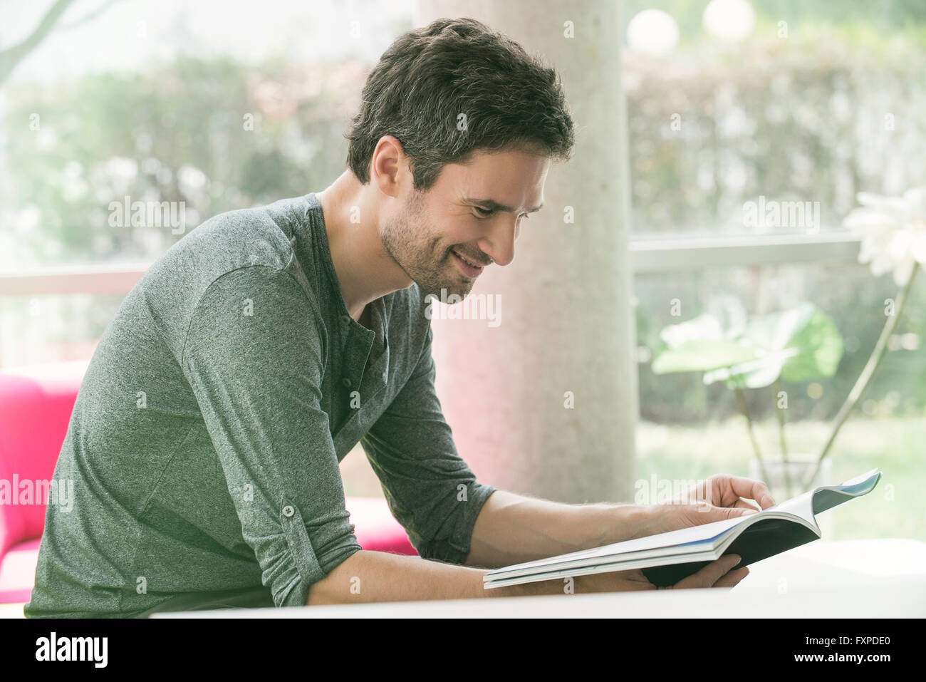 Mens health magazine hi-res stock photography and images - Alamy