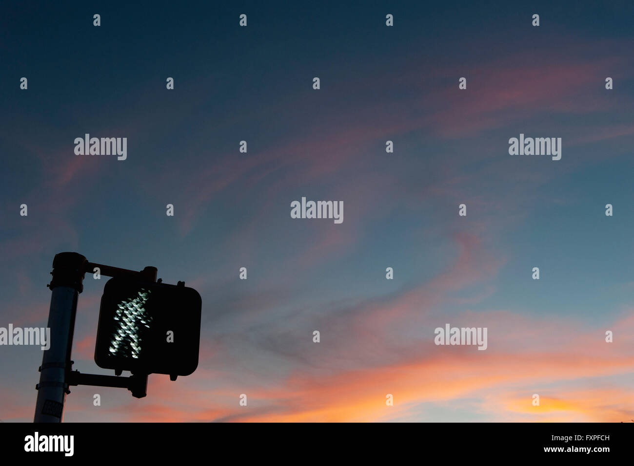 Signal symbols hi-res stock photography and images - Alamy