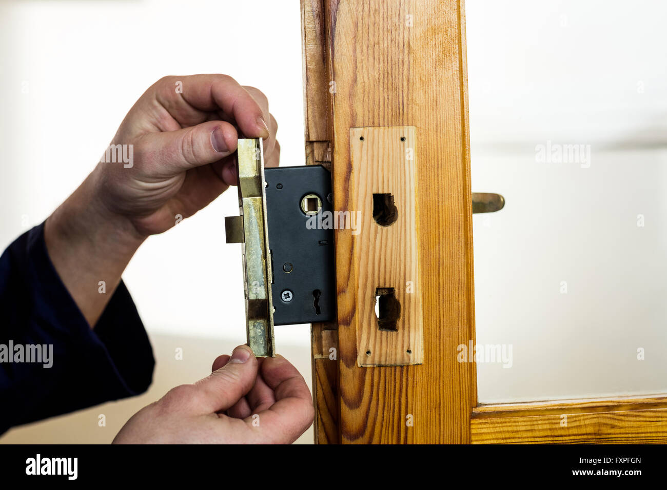 Hand lock hi-res stock photography and images - Alamy