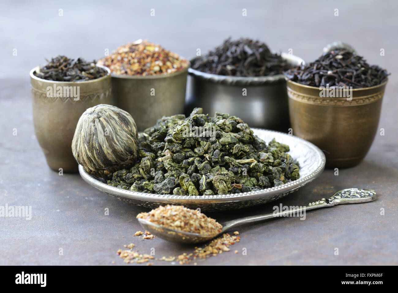 different varieties of dry tea (black,white,green Stock Photo - Alamy