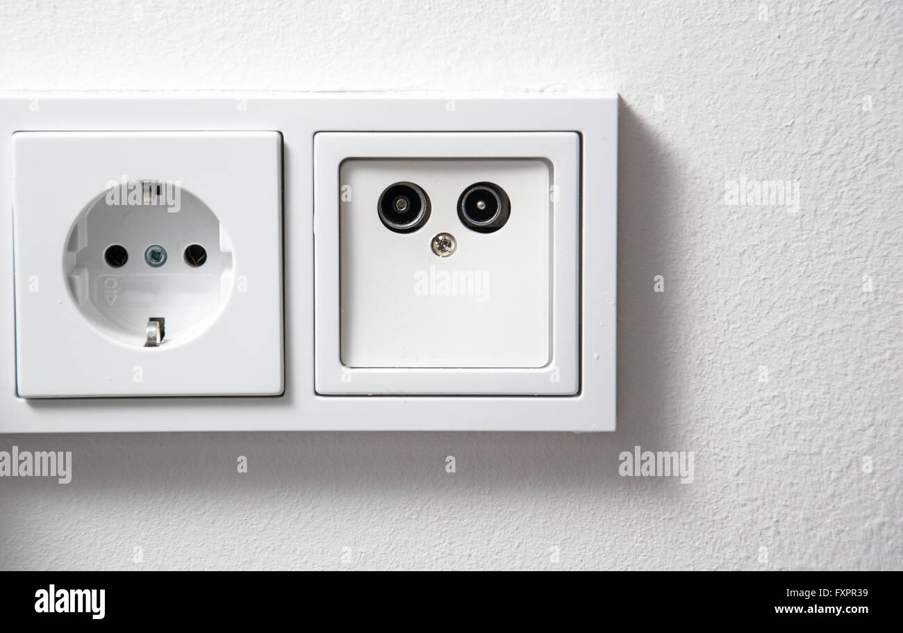 Tv antenna socket hi-res stock photography and images - Alamy
