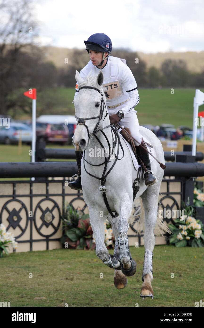 Harry meade away cruising hi-res stock photography and images - Alamy