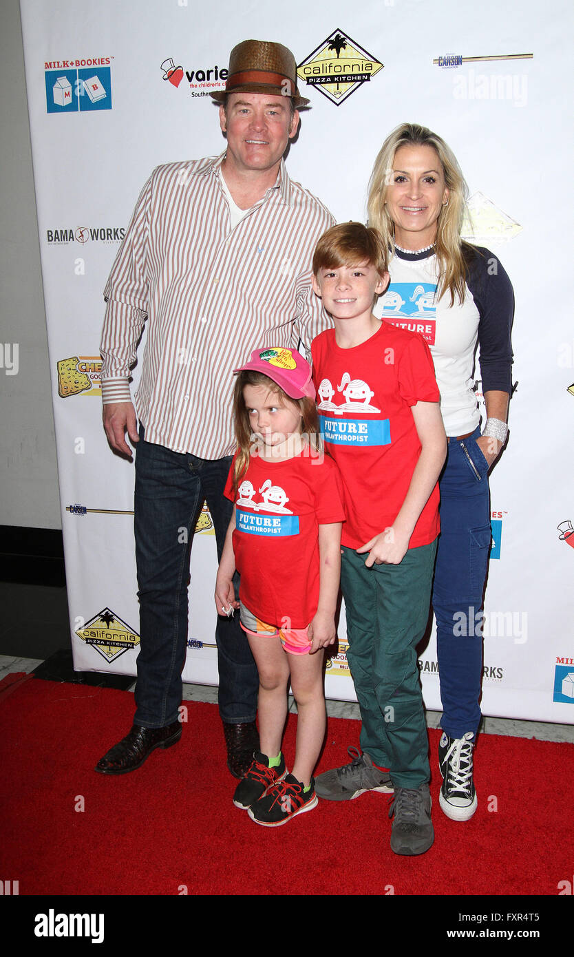 David koechner family hi-res stock photography and images - Alamy