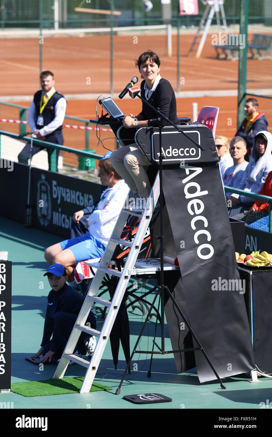 Tennis umpire chair hi-res stock photography and images - Alamy
