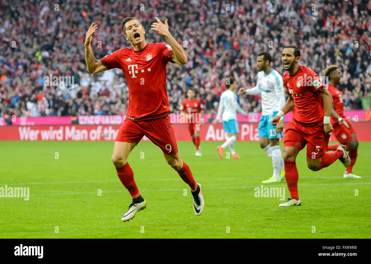 Bayern Munich's Robert Lewandowski celebrates during the Bundesliga ...