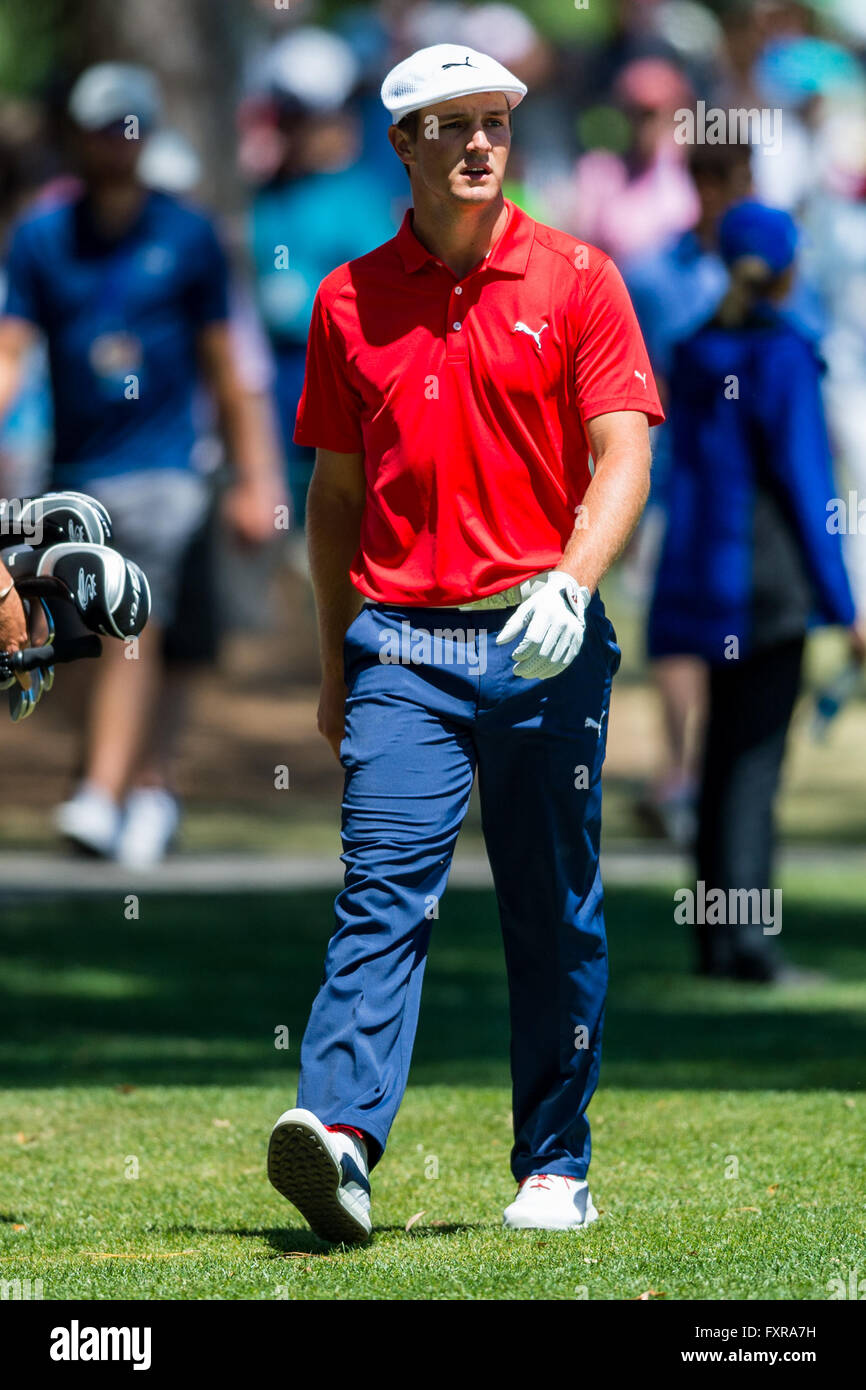 Hilton Head, South Carolina, USA. 17th April, 2016. Golfer Bryson ...