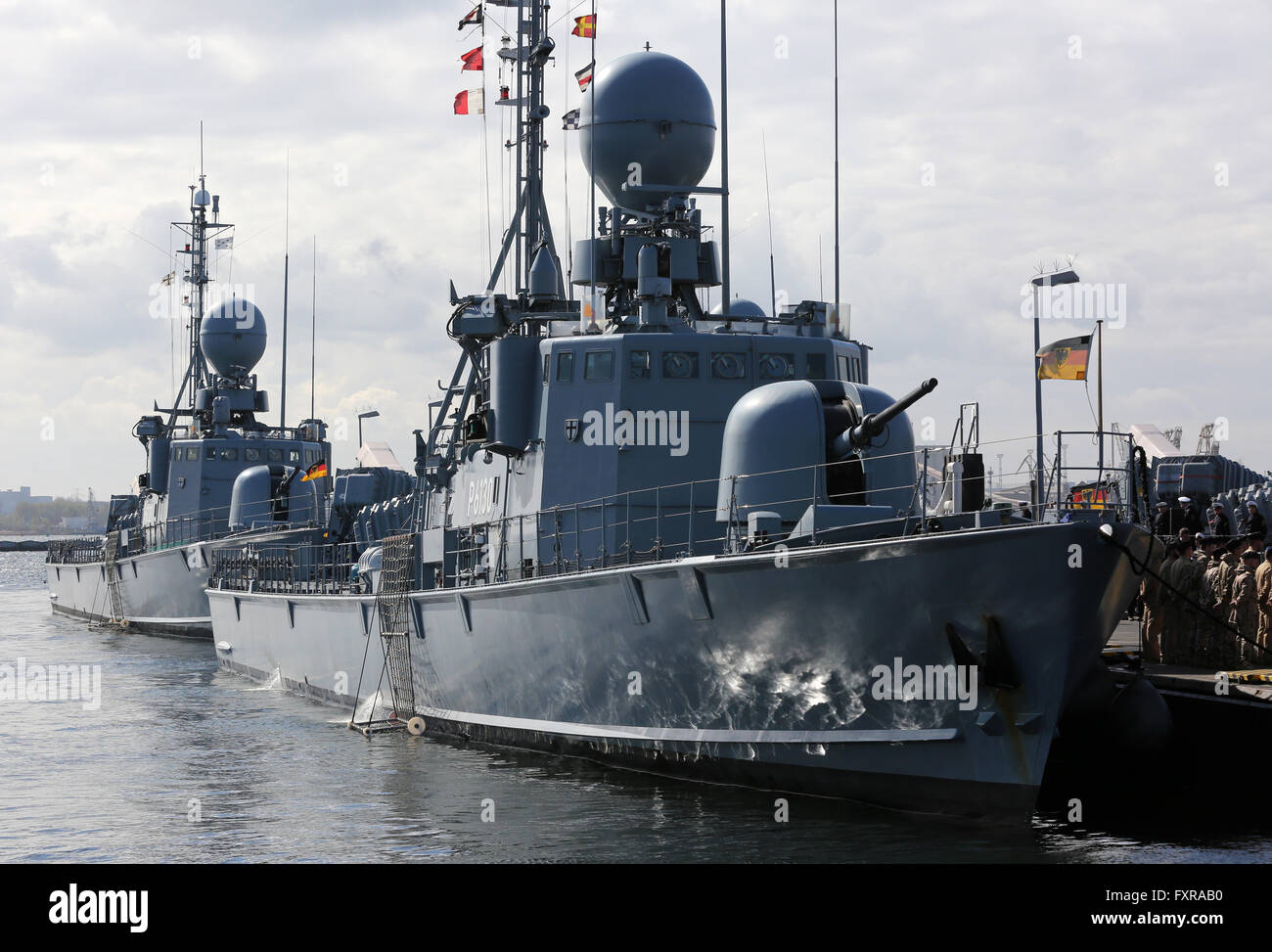 Missile attack craft hi-res stock photography and images - Alamy