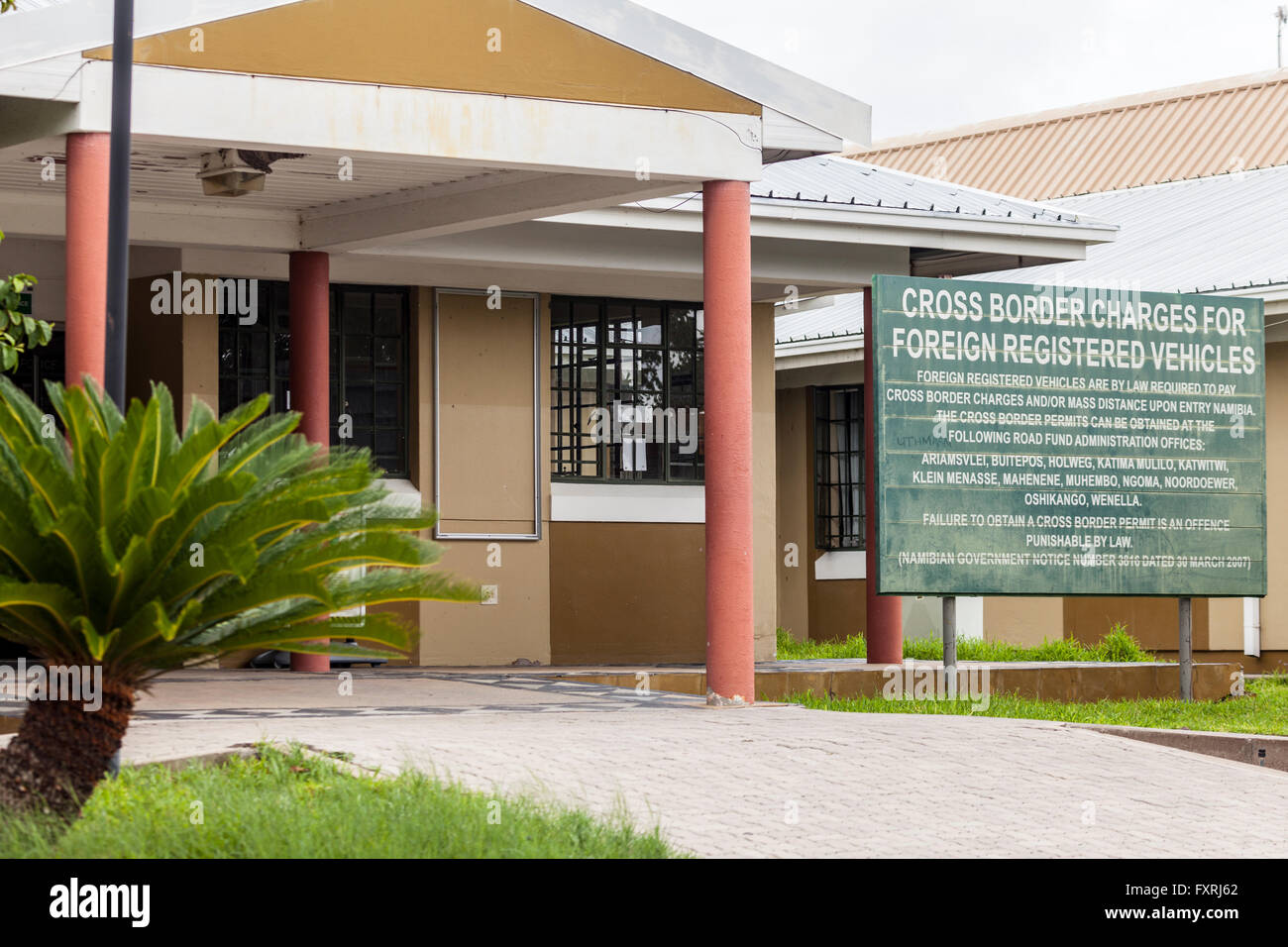 African border post High Resolution Stock Photography and Images - Alamy