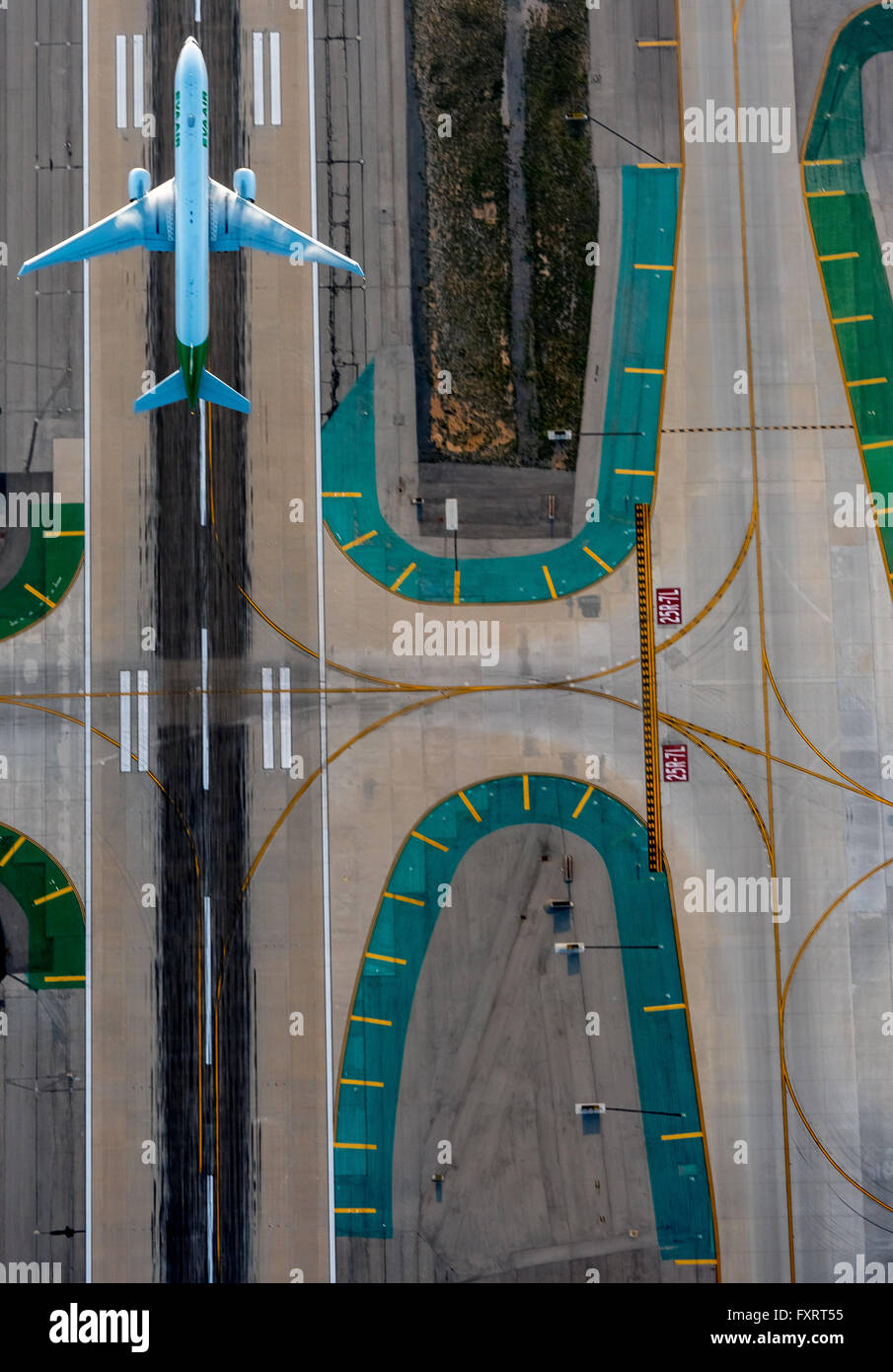 Lax airport aerial view hi-res stock photography and images - Alamy