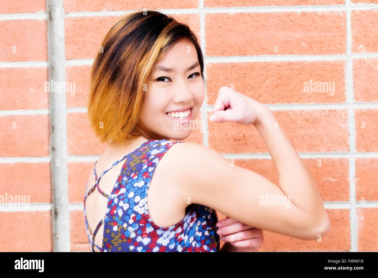 Skinny asian girl hi-res stock photography and images - Alamy