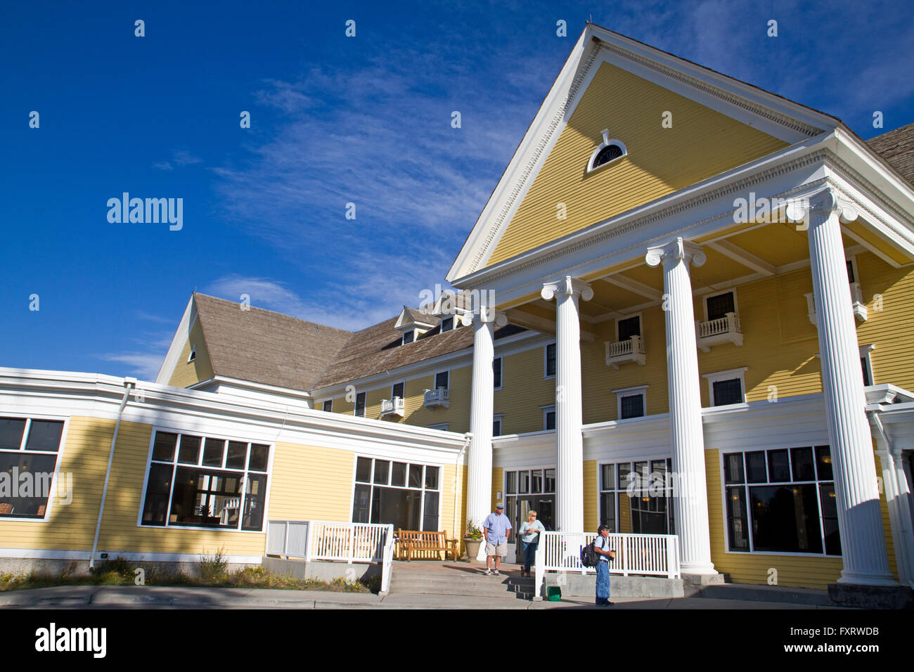 Yellowstone lake hotel hi-res stock photography and images - Alamy