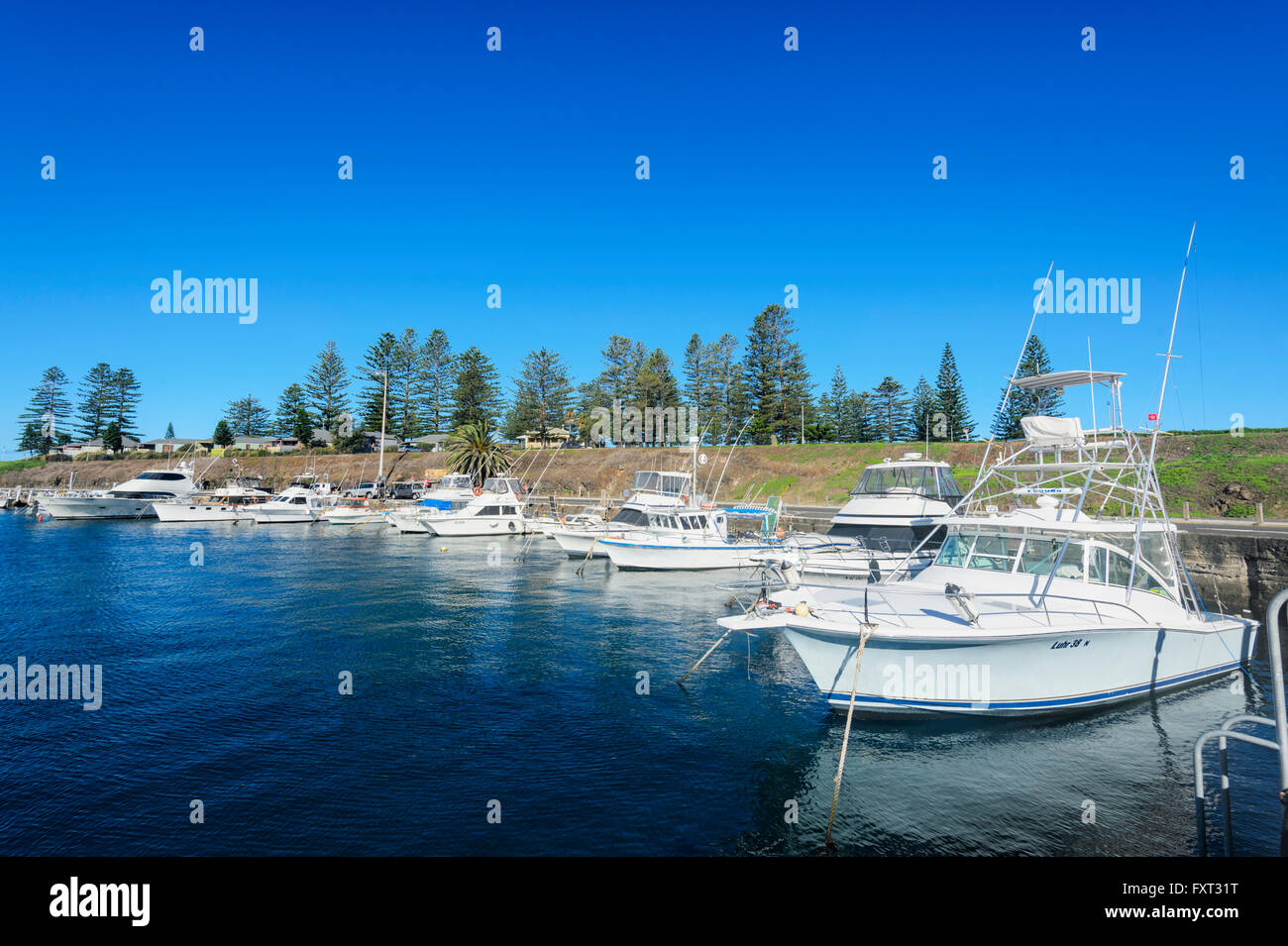 Kiama Harbour, Illawarra Coast, New South Wales, Australia Stock Photo ...