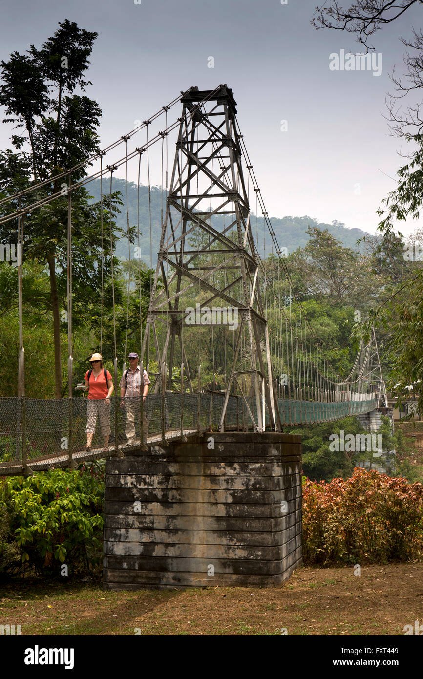 Peradeniya bridge hi-res stock photography and images - Alamy