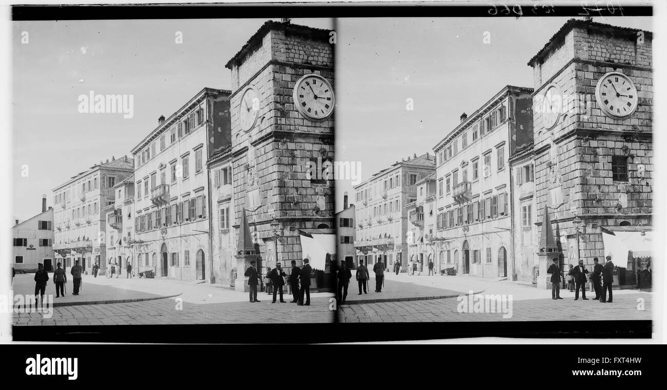 Uhrturm von Cattaro, Österreich-Ungarn Stock Photo - Alamy