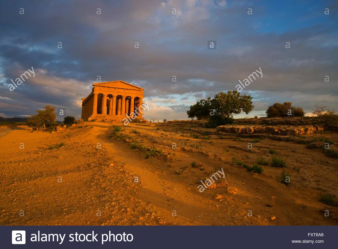 Agrigento Temples High Resolution Stock Photography and Images - Alamy