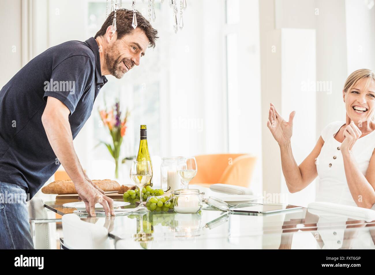 Couple table meal home hi-res stock photography and images - Alamy