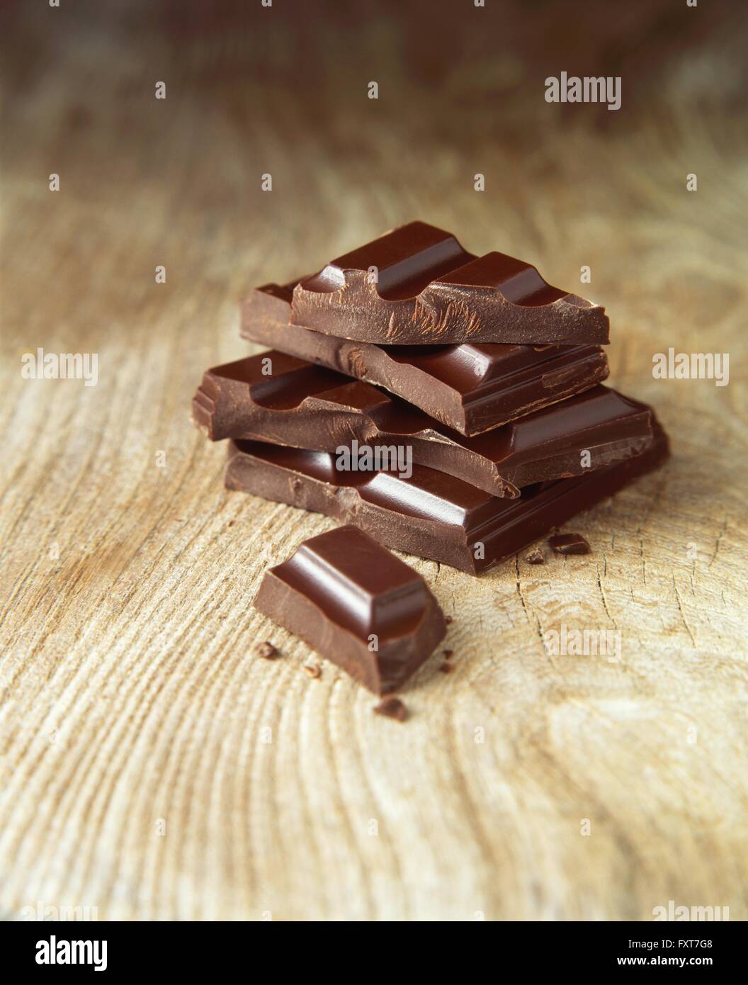 Chocolate squares hi-res stock photography and images - Alamy