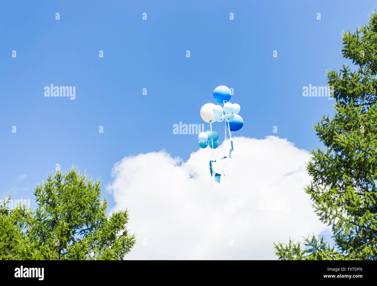 Summer Balloons Flying Stock Photo - Alamy