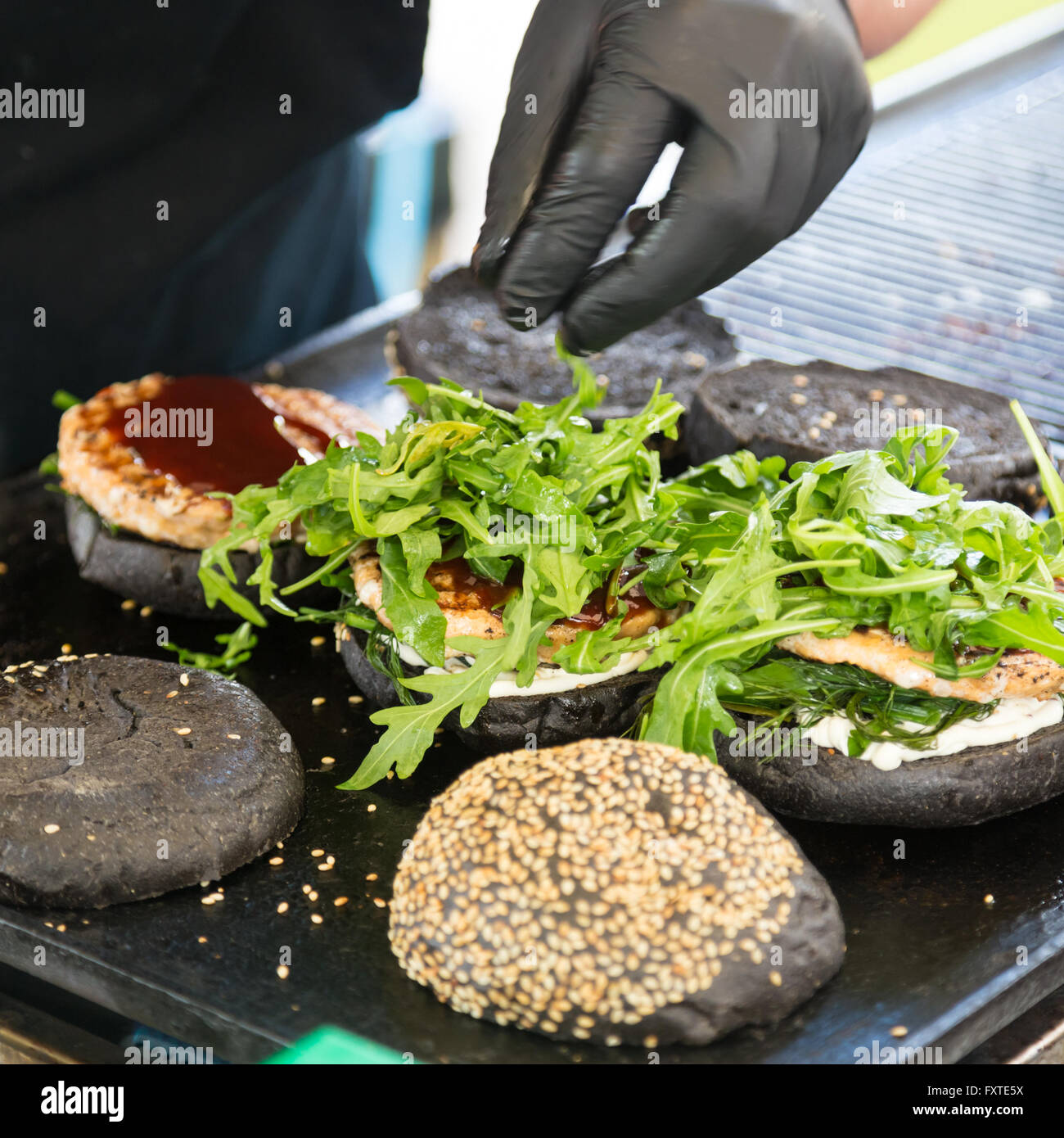 Beef burgers ready to serve on food stall Stock Photo - Alamy