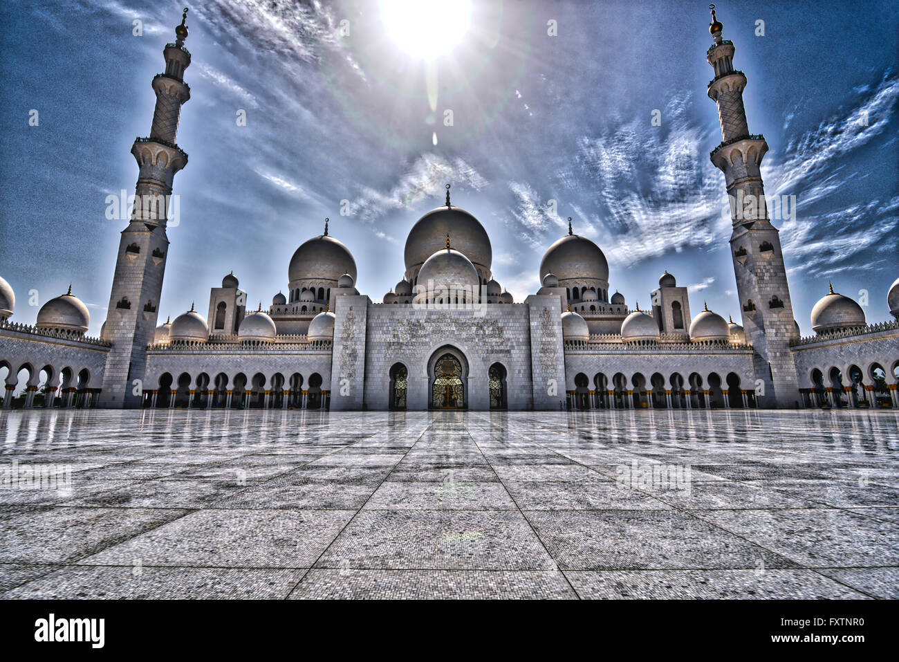 Sheikh zayed grand mosque hdr hi-res stock photography and images - Alamy