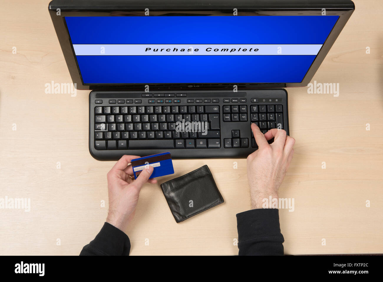 Computer purchase hi-res stock photography and images - Alamy