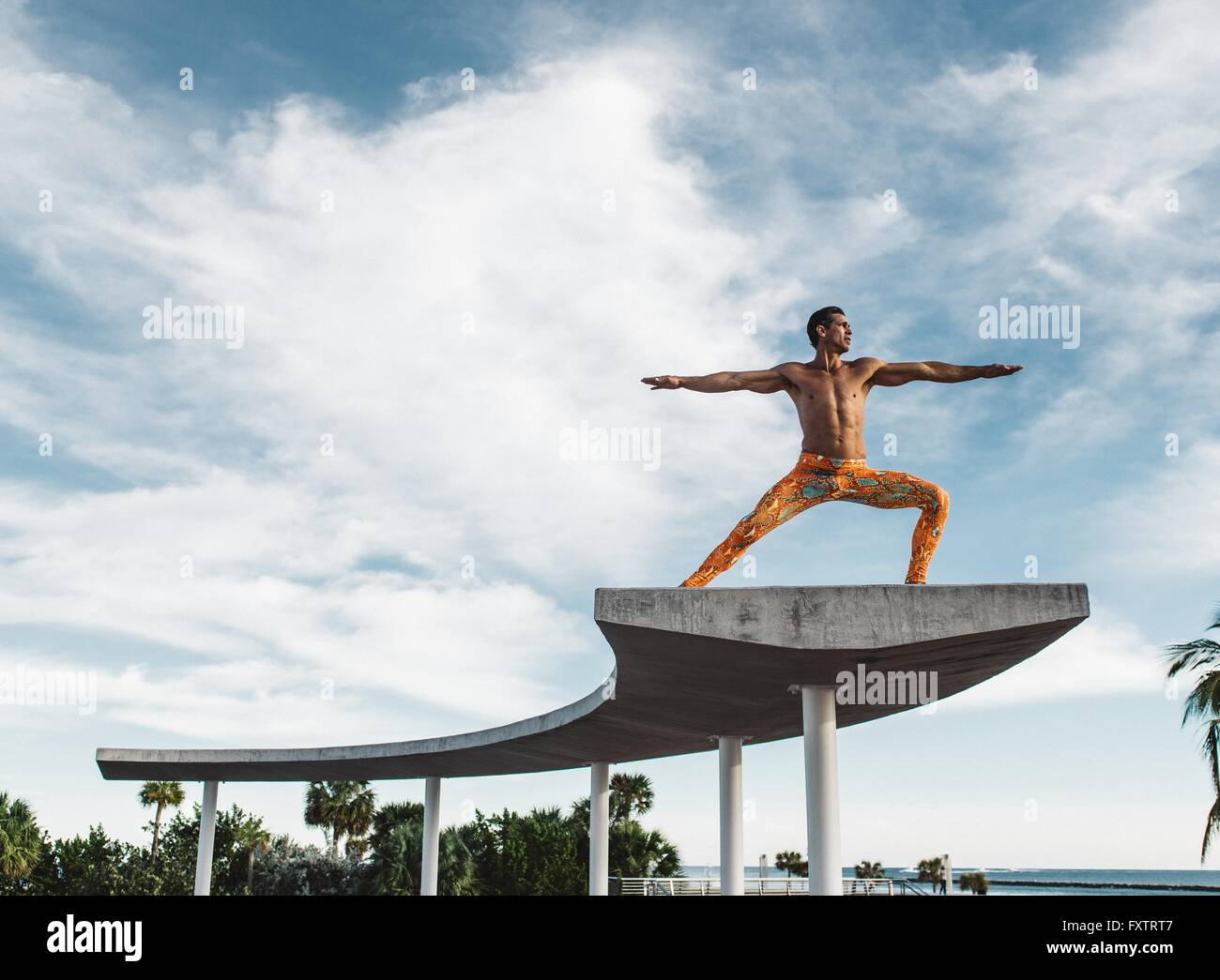 Balancing structure hi-res stock photography and images - Alamy