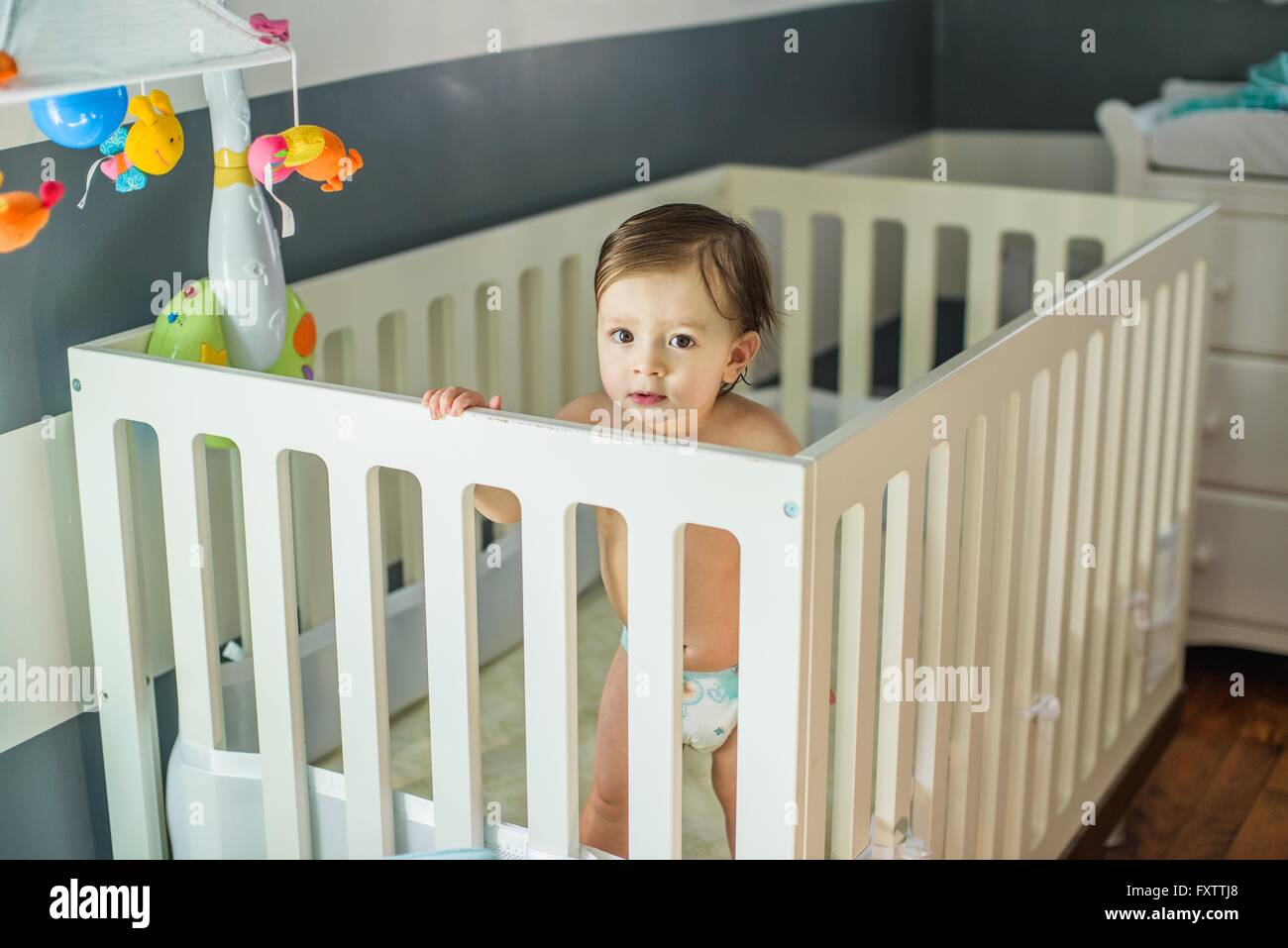 Looking from stands hi-res stock photography and images - Alamy