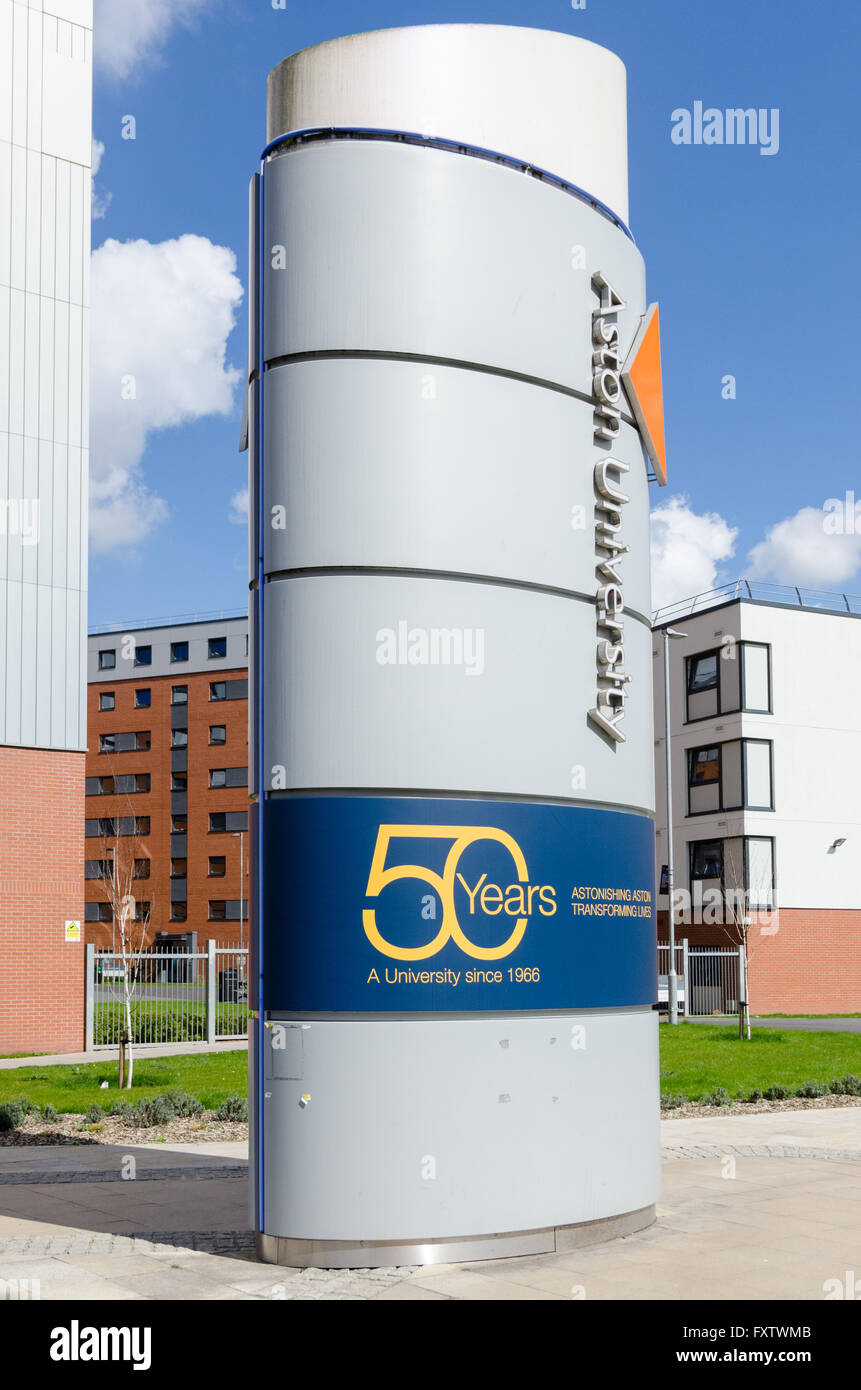 Tall sign hi-res stock photography and images - Alamy