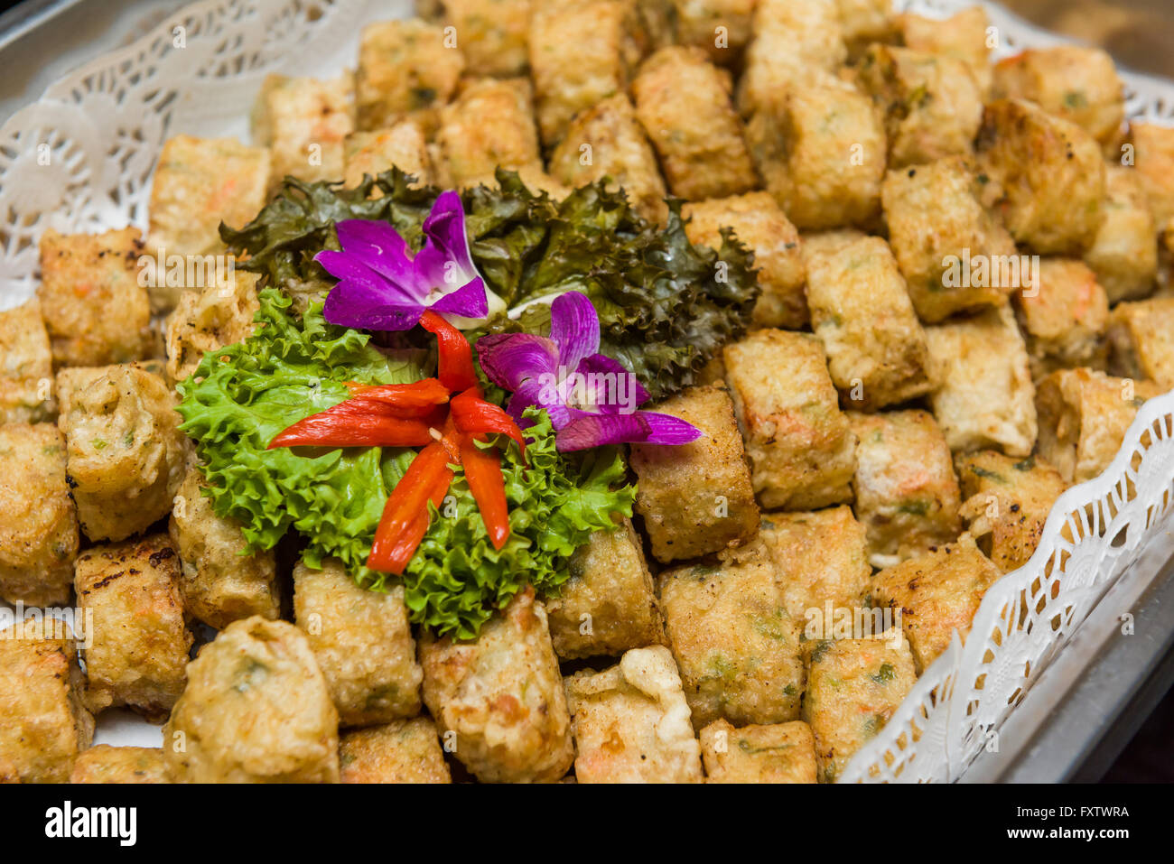 Delicious Asian style deep fried prawn roll Stock Photo - Alamy