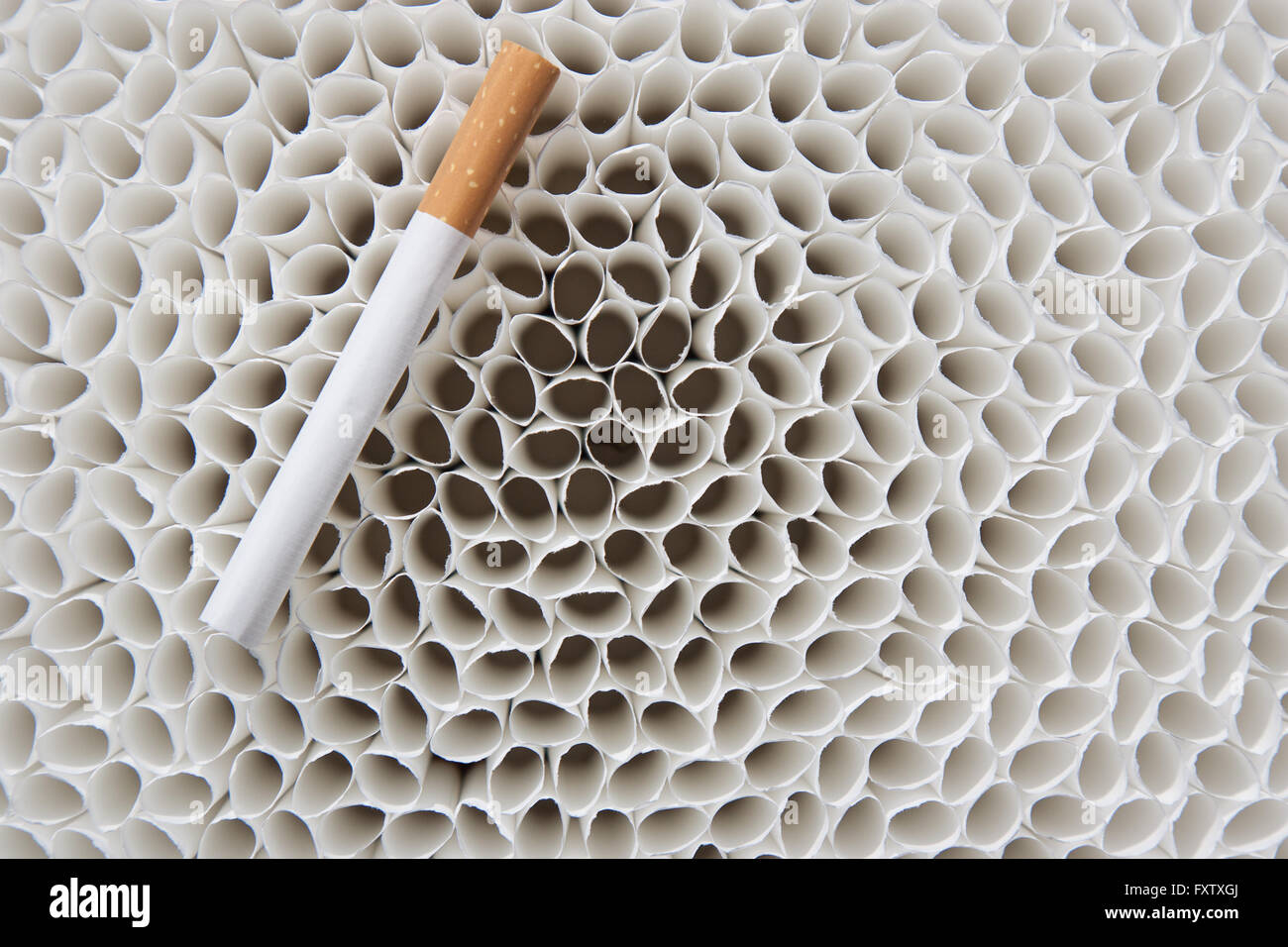 Smoking utensils hi-res stock photography and images - Alamy