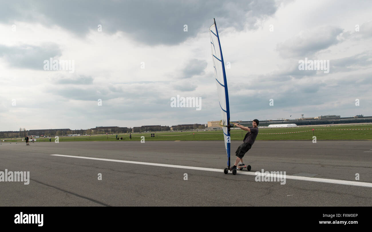 Tempelhof runway skateboard hi-res stock photography and images - Alamy