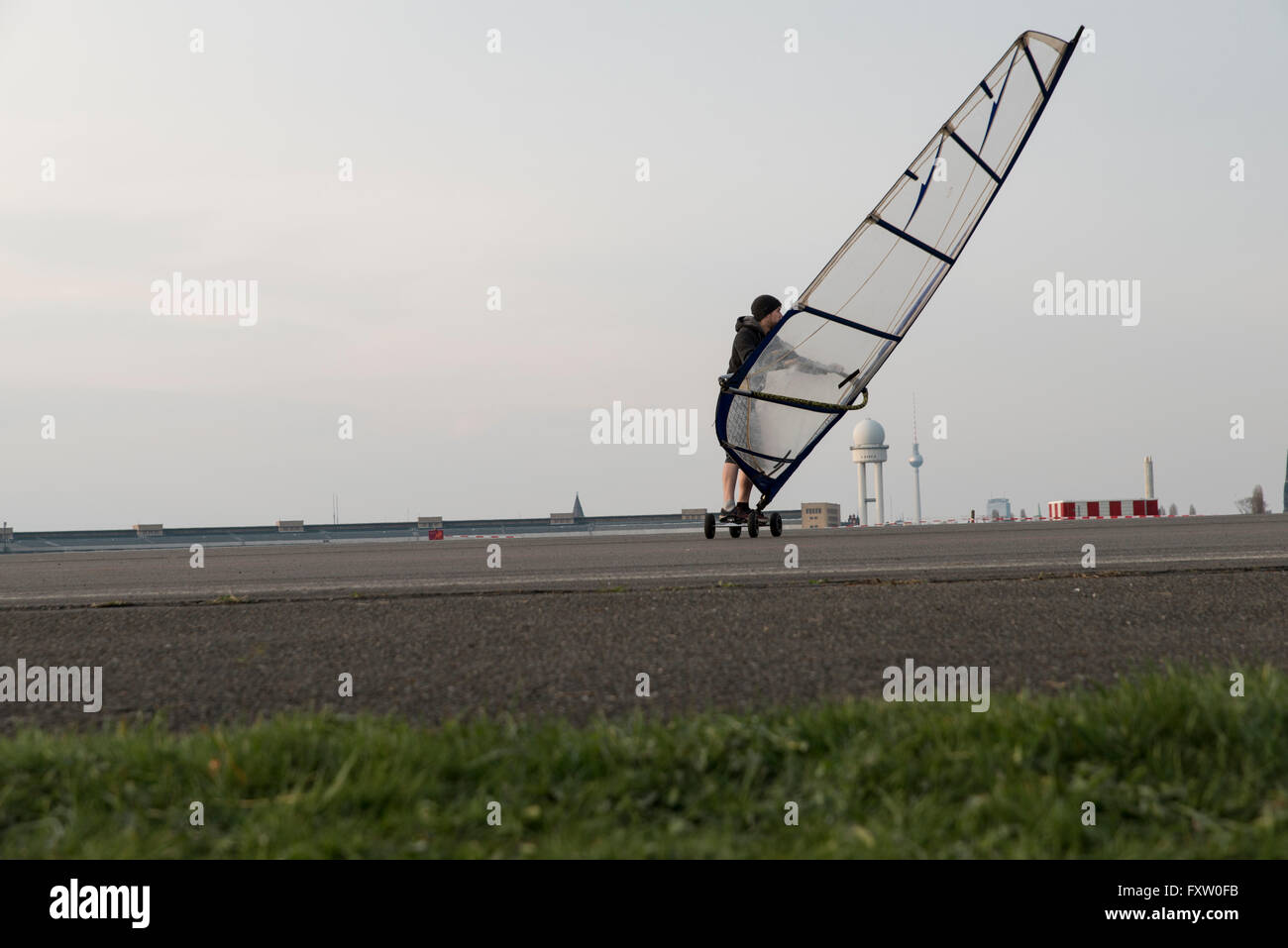 windskating on the airstrip of Tempelhofer airport in Berlin Stock ...