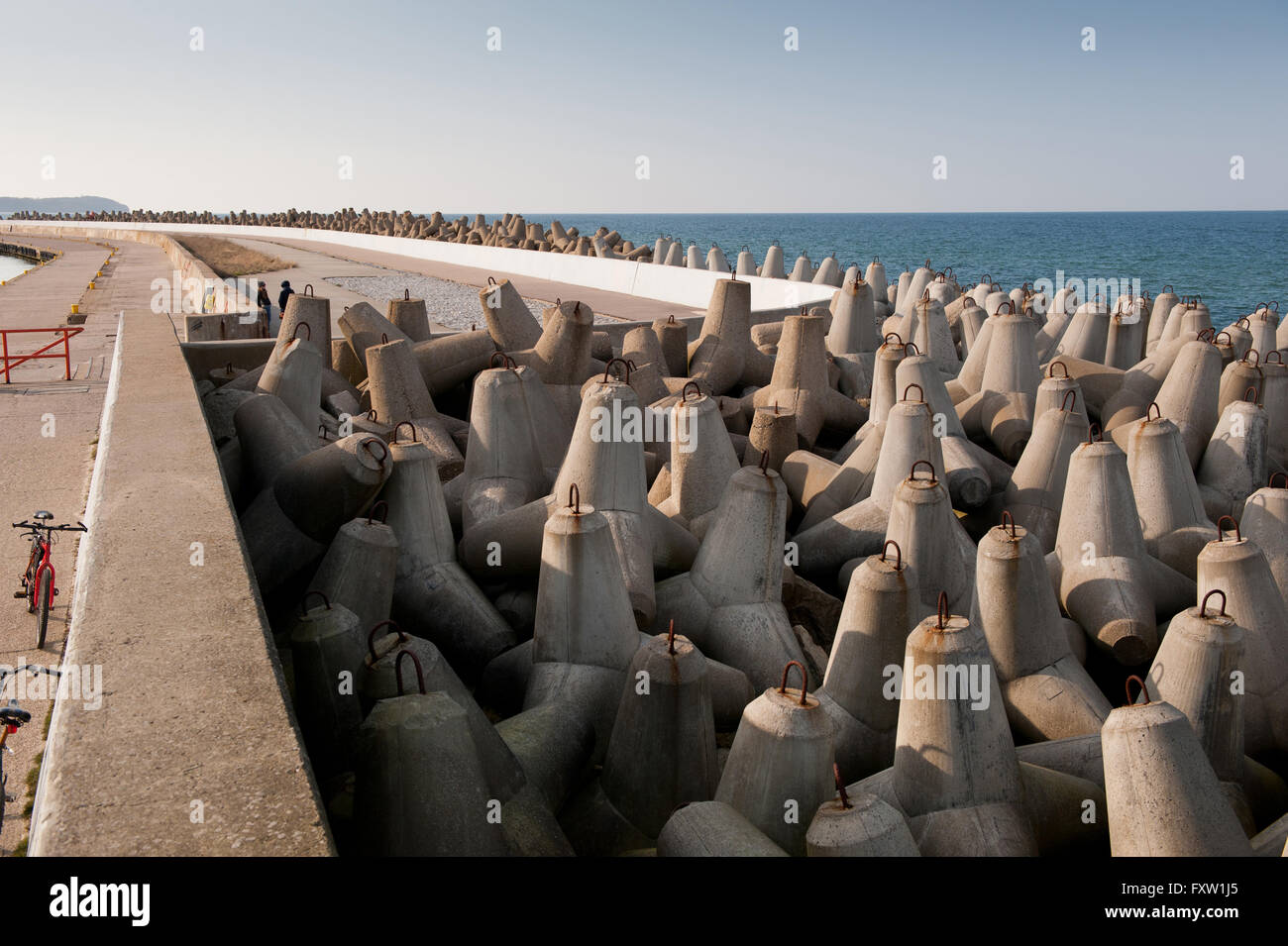 Breakwater Concrete Blocks Stock Photos & Breakwater Concrete Blocks ...