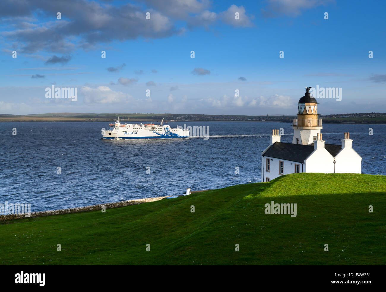 MV Hamnavoe sailing from Scrabster past Holborn Head Lighthouse and ...