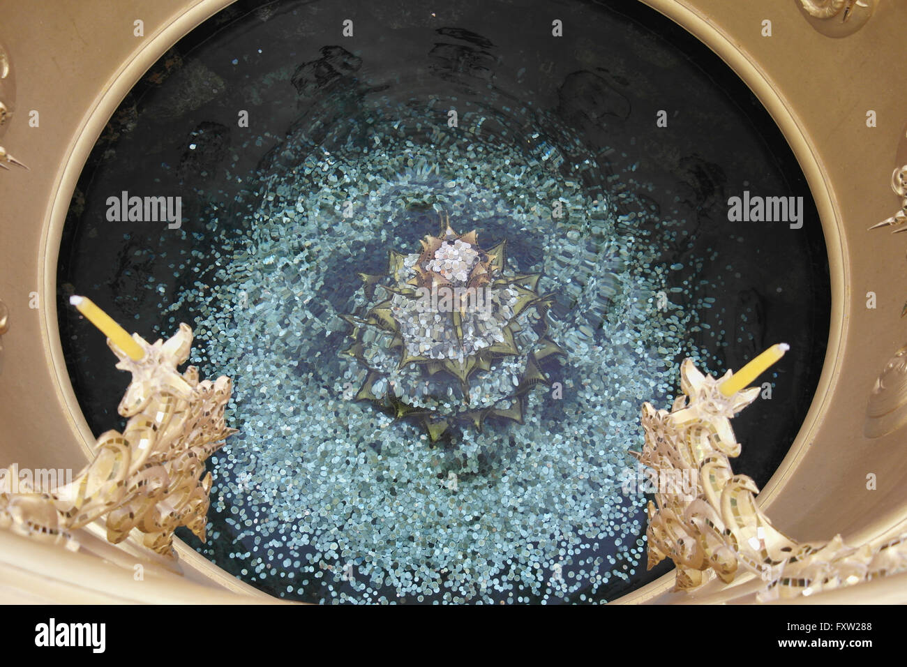 Coin well at the White Temple in Chiang Rai - Thailand Stock Photo - Alamy