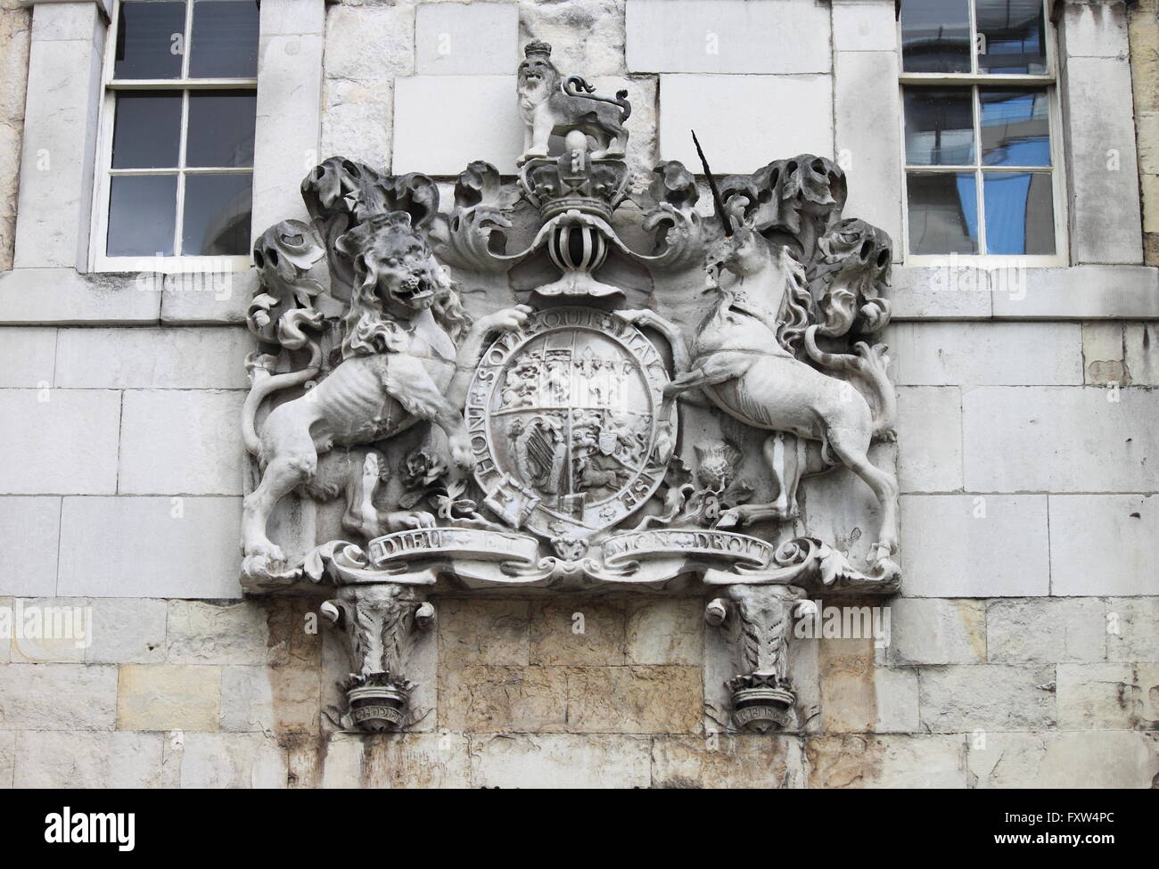 London bas relief hi-res stock photography and images - Alamy