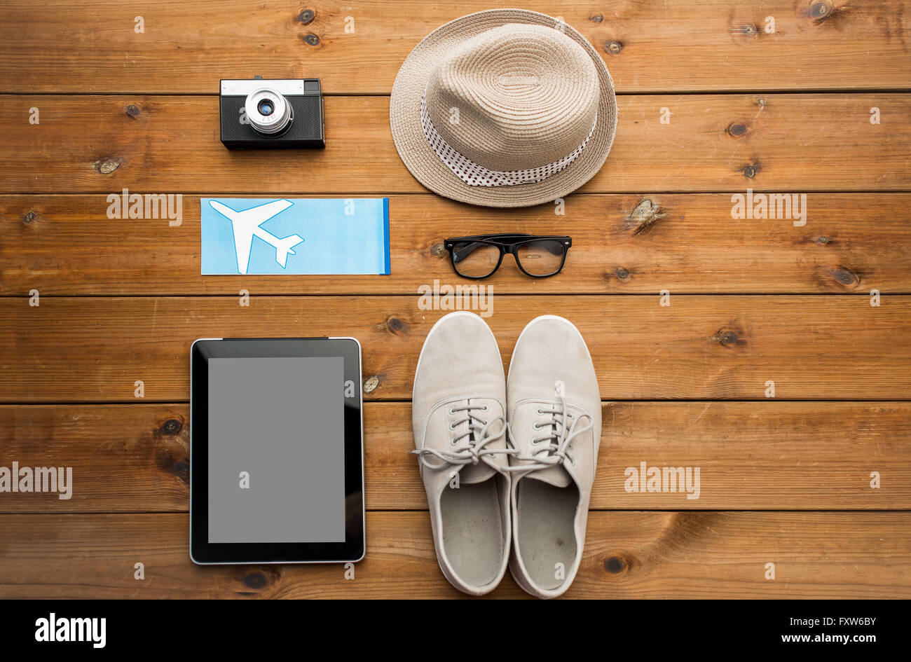 Flat lay of personal stuff hi-res stock photography and images - Alamy