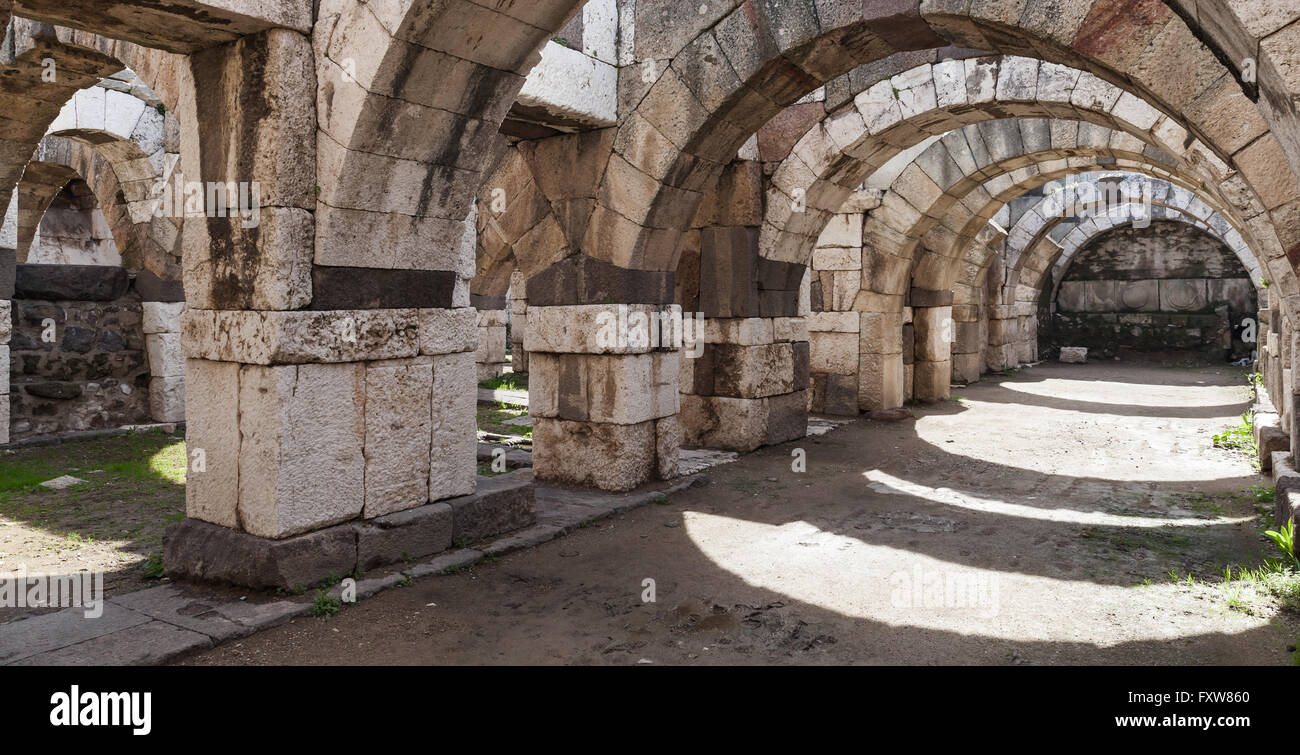 Stone ruins ancient building columns hi-res stock photography and ...